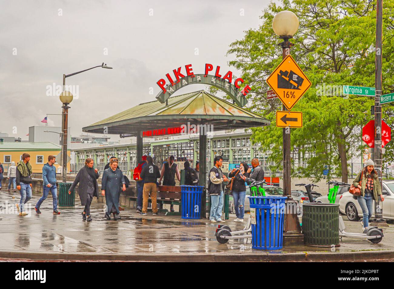Seattle rain hi-res stock photography and images - Alamy