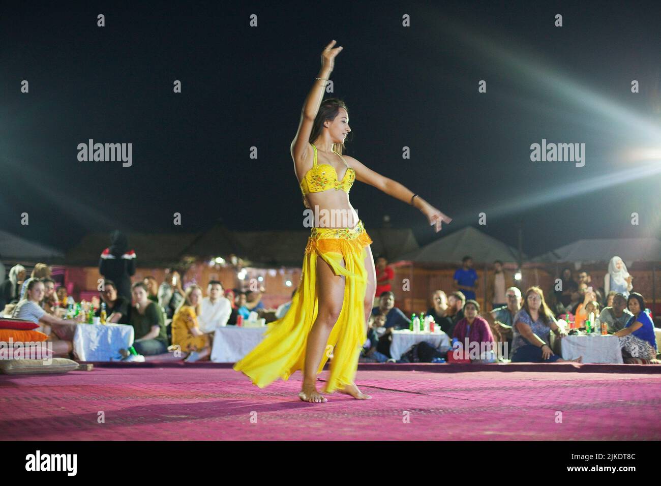 Belly dancer uae hi-res stock photography and images - Alamy