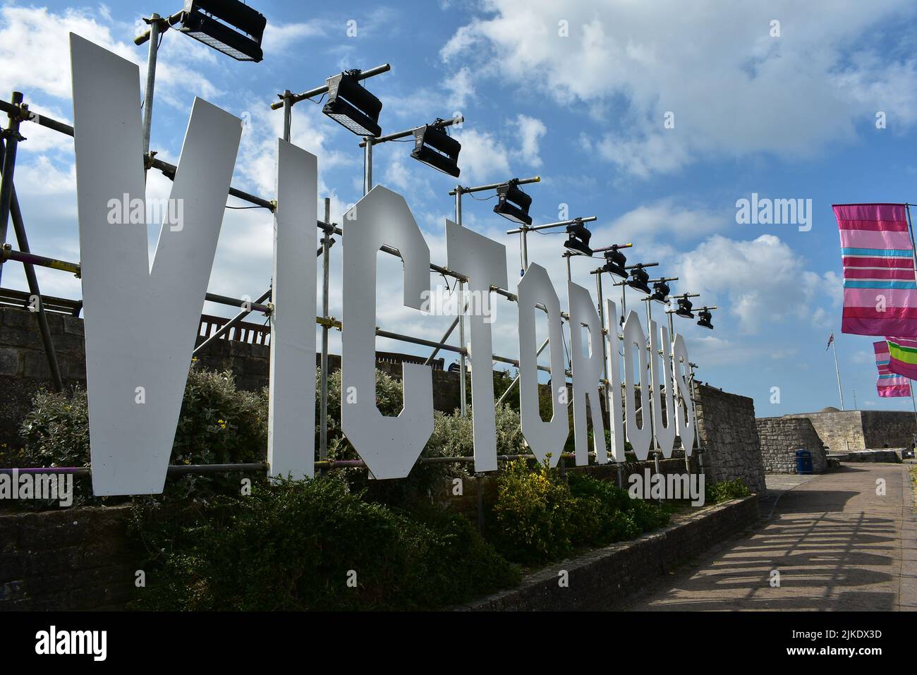 Victorious sign 2021 hi-res stock photography and images - Alamy