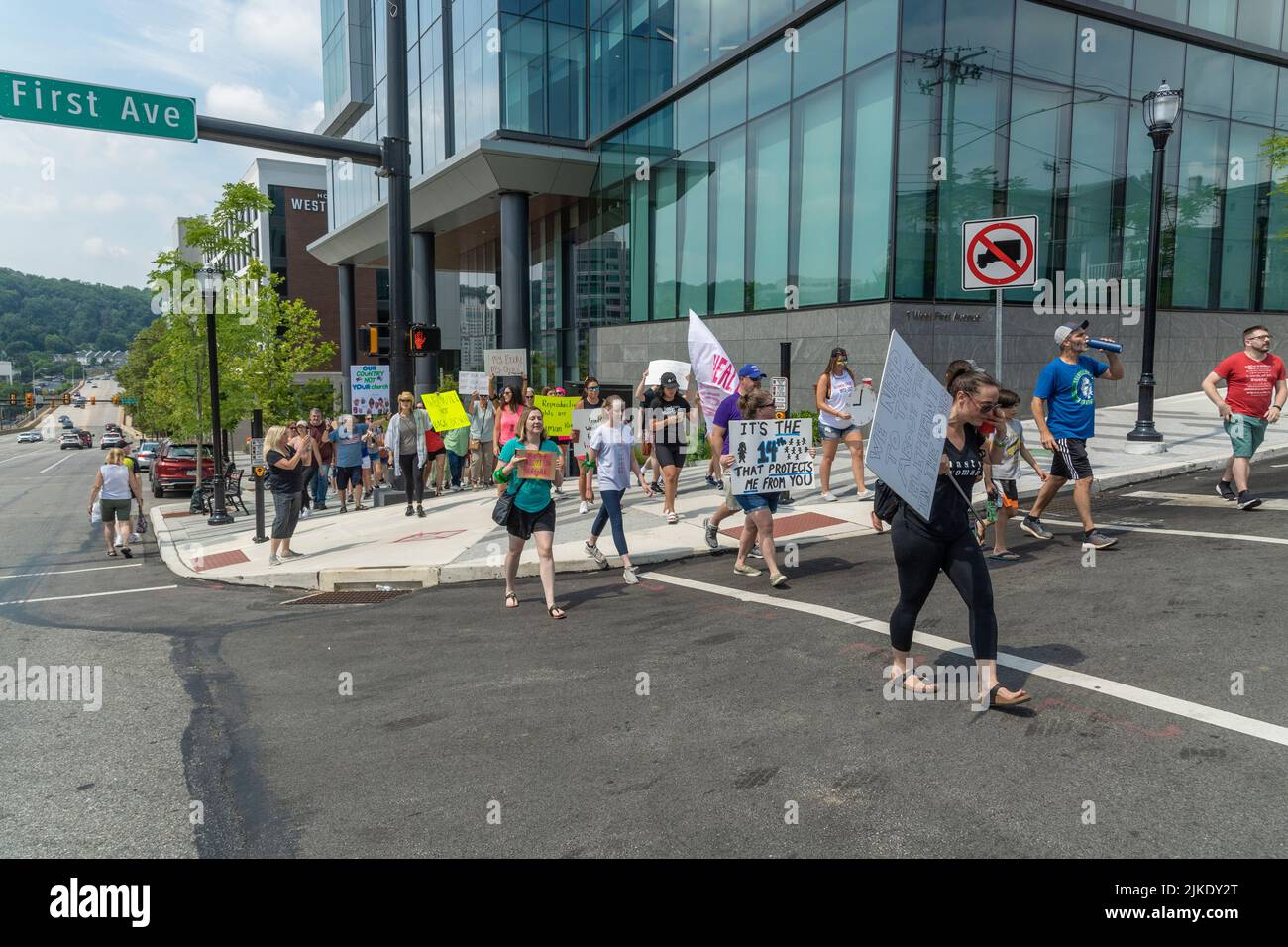 Pro Choice Women's Rights March & Rally in Philadelphia Pennsylvania ...