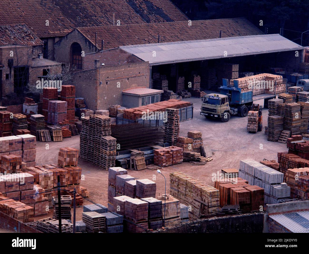 Almacén de cerámica hi-res stock photography and images - Alamy