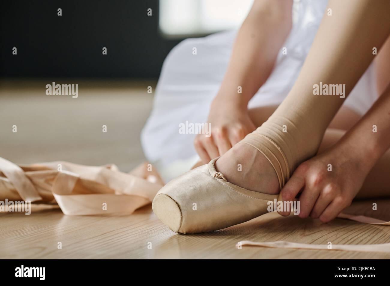Pointe shoes up close hi-res stock photography and images - Alamy