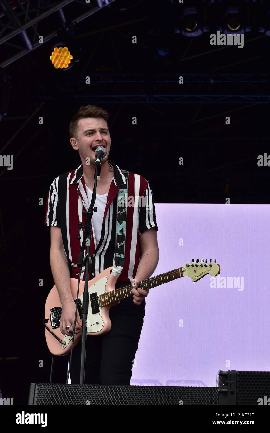 Sean Connelly From The Clockworks Performing Live On Stage In Concert ...