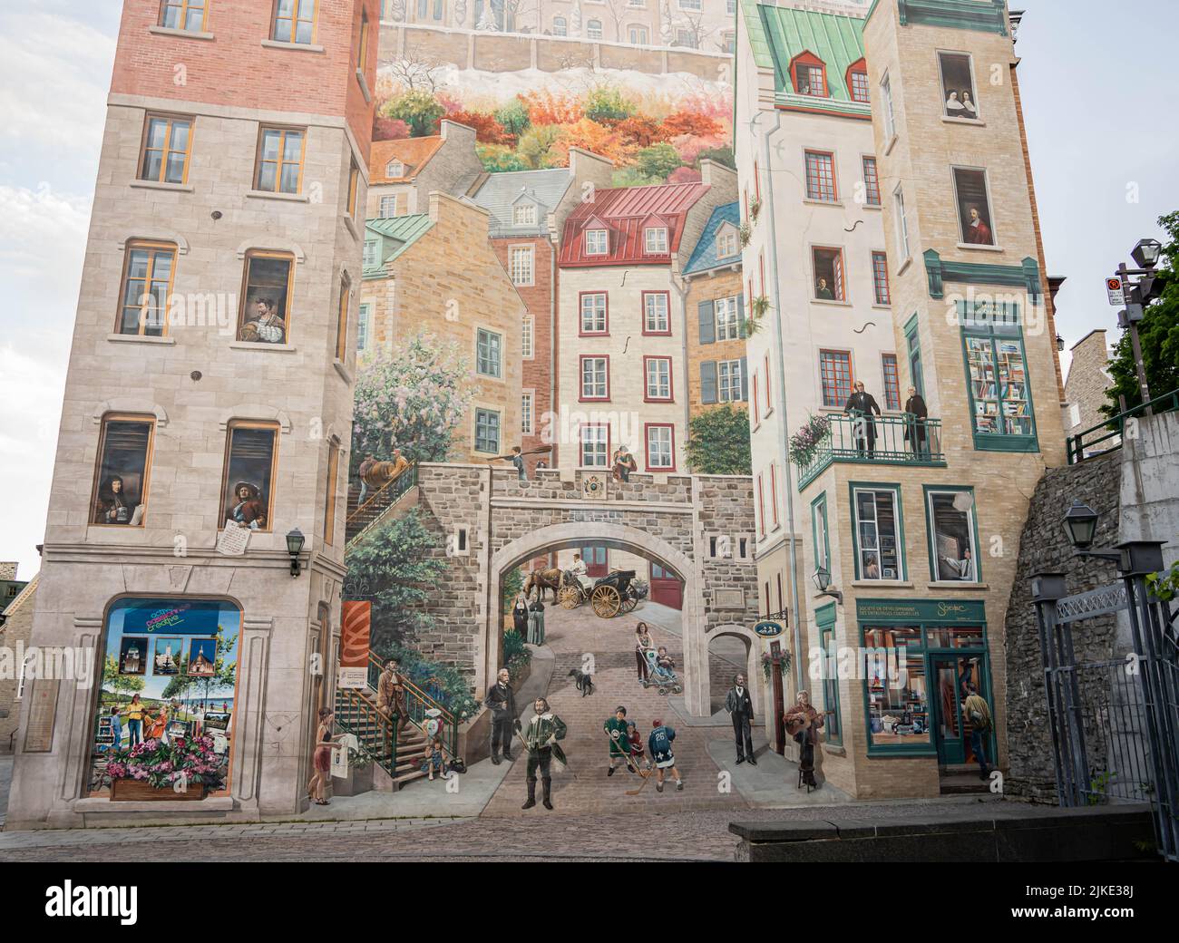 A huge wall painting in Old Quebec City, Canada La Fresque des ...