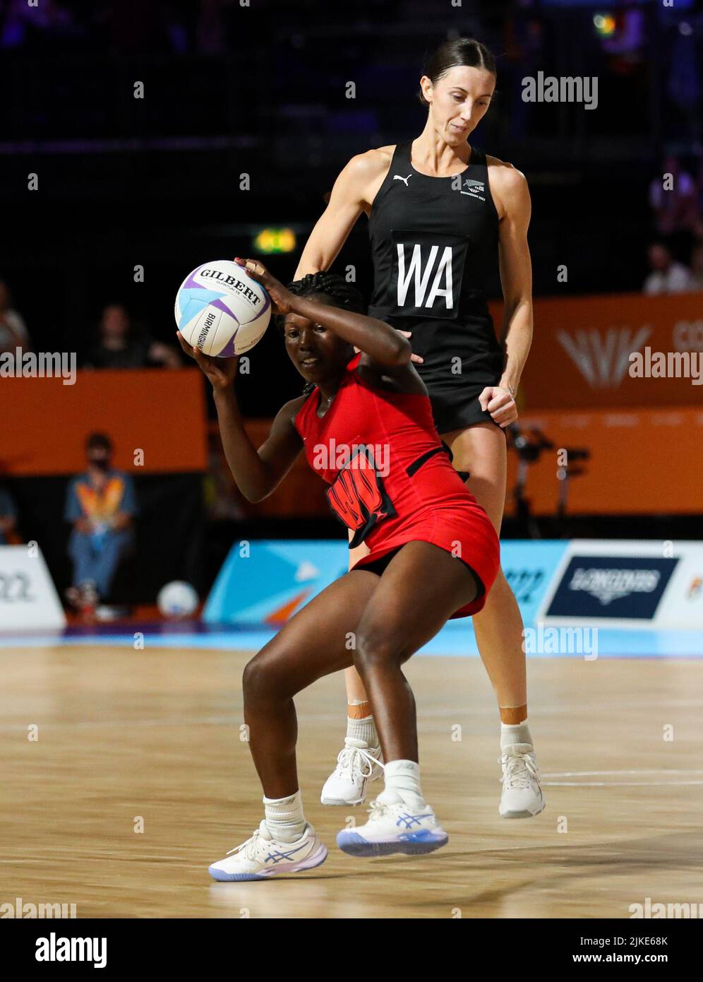 New Zealand’s Gina Crampton and Malawi’s Towers Angela Vinkhummbo In ...