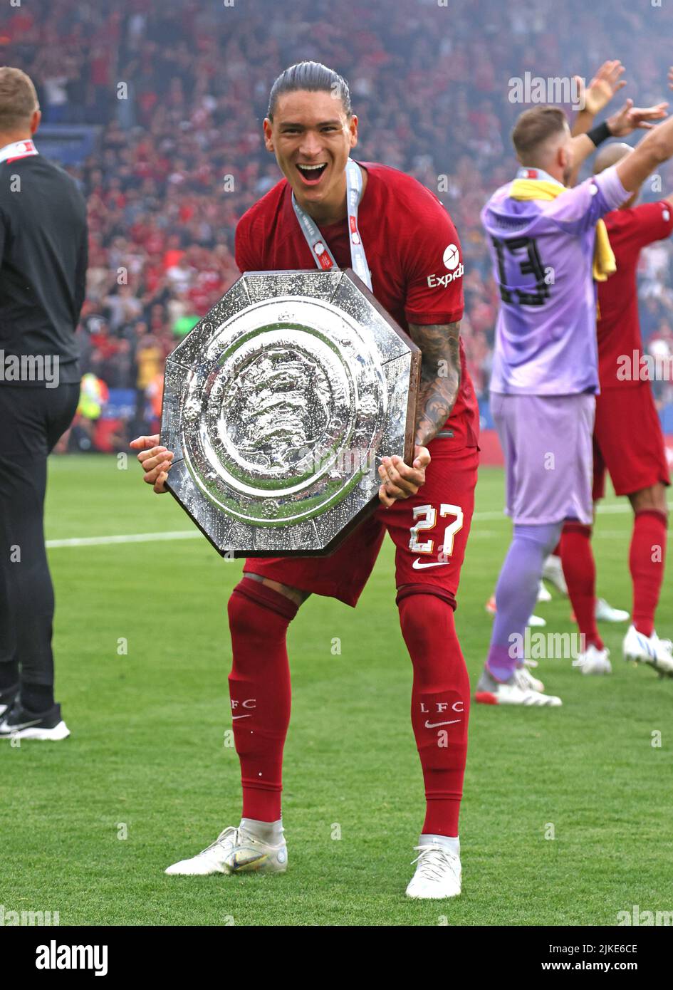Darwin nunez community shield 2022 hi-res stock photography and images ...