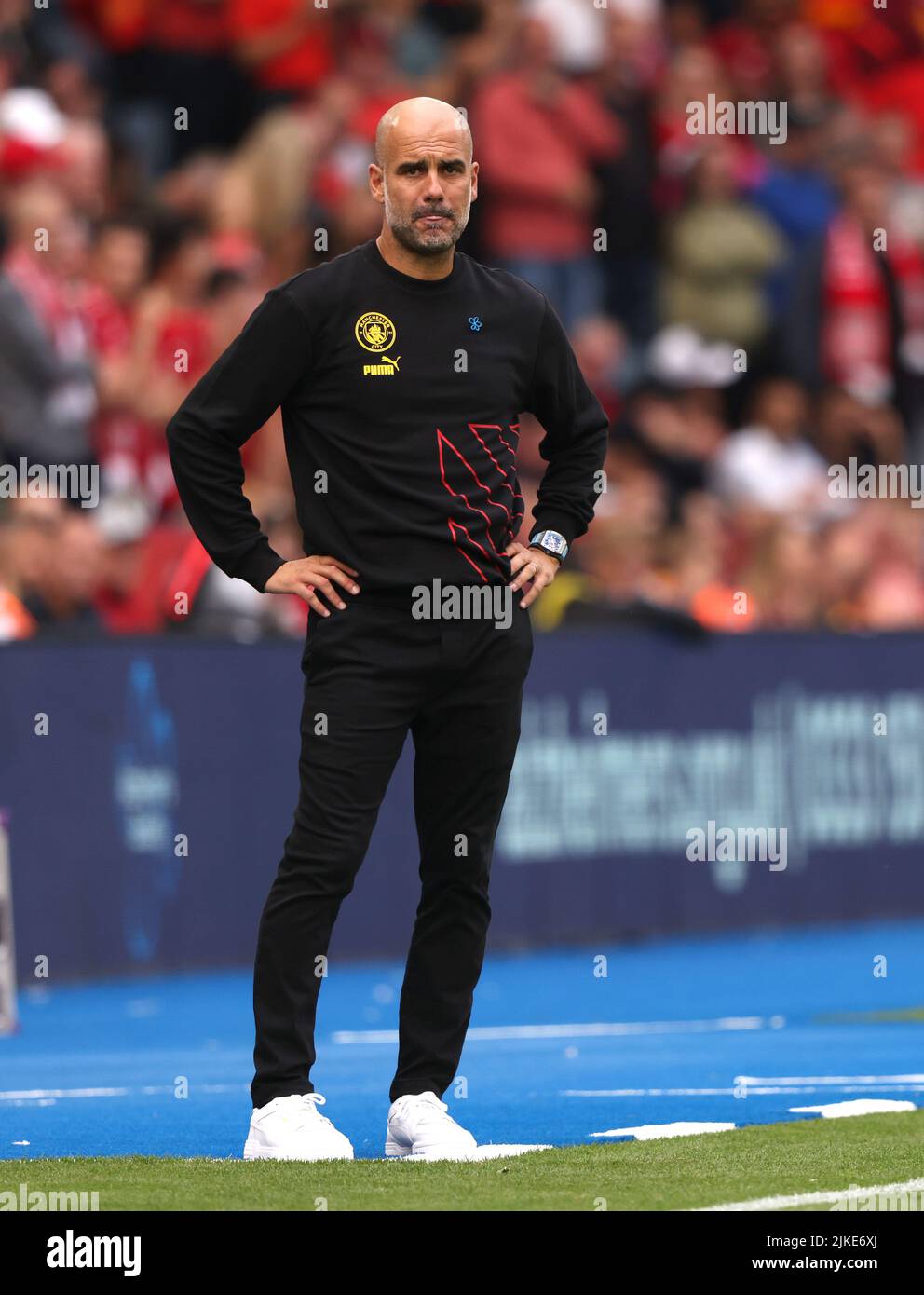 Leicester, UK. 30th July, 2022. Pep Guardiola (Man City manager) at the ...
