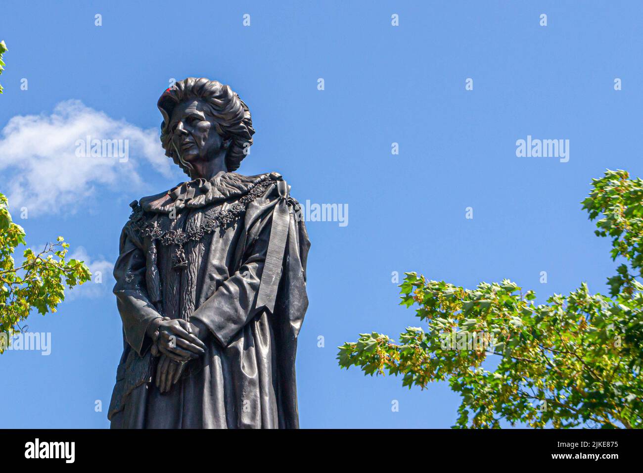GRANTHAM, ENGLAND- 26 June 2022: Statue of Margaret Thatcher in her ...