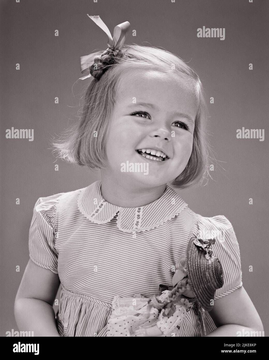 1940s kids clothing hi-res stock photography and images - Alamy