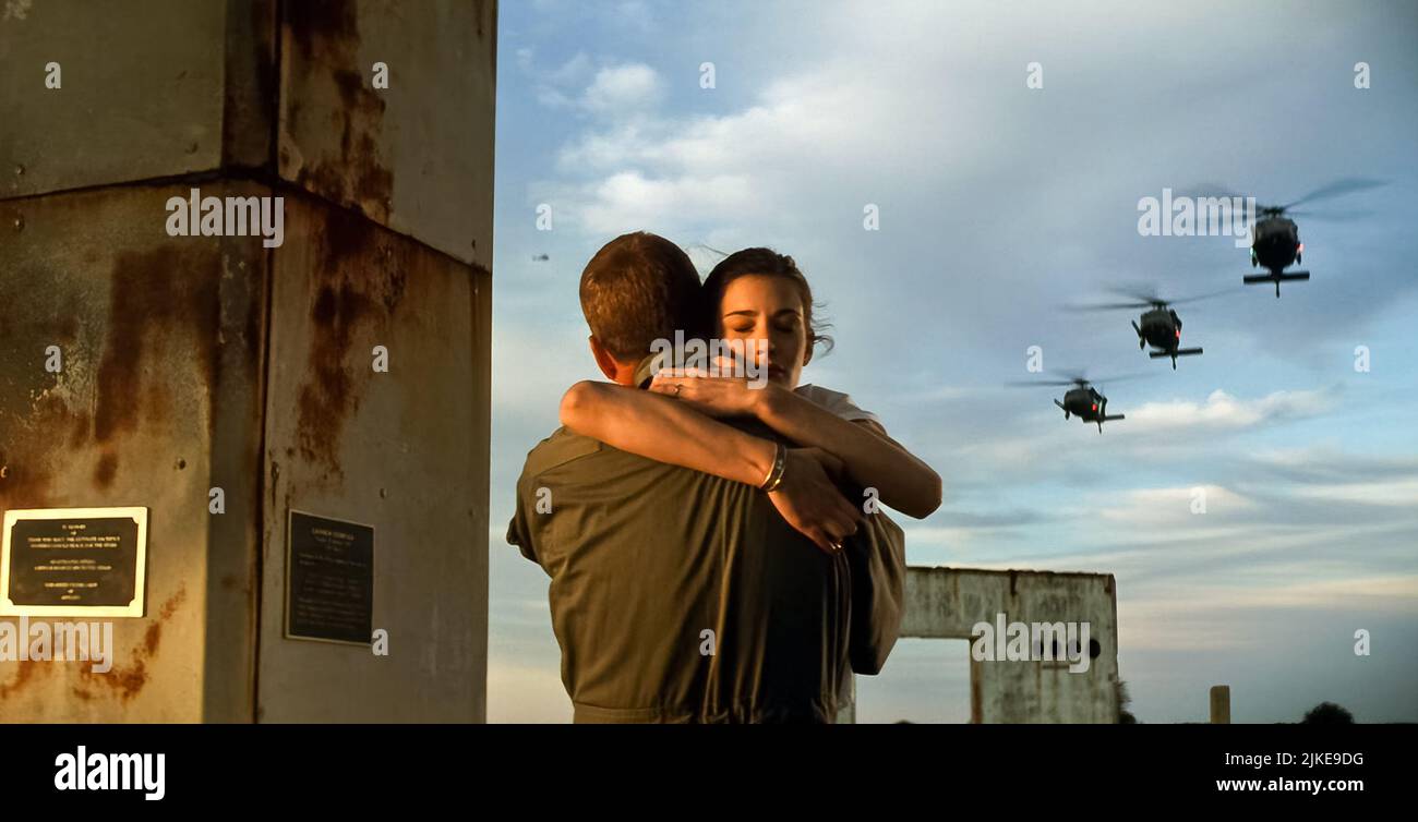 USA. Liv Tyler and Bruce Willis in a scene from the (C)Buena Vista ...