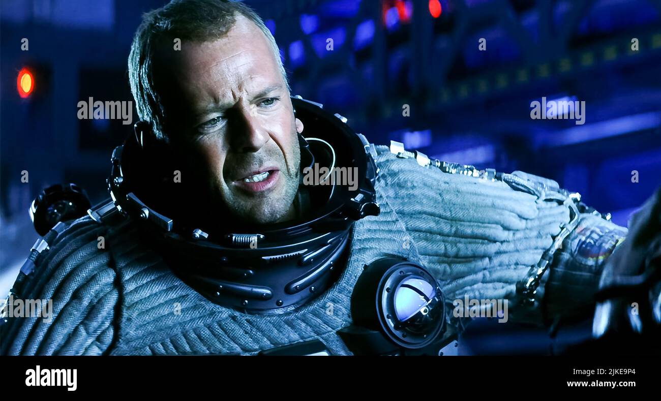 USA. Bruce Willis in a scene from the (C)Buena Vista Pictures film : Armageddon (1998). Plot ...
