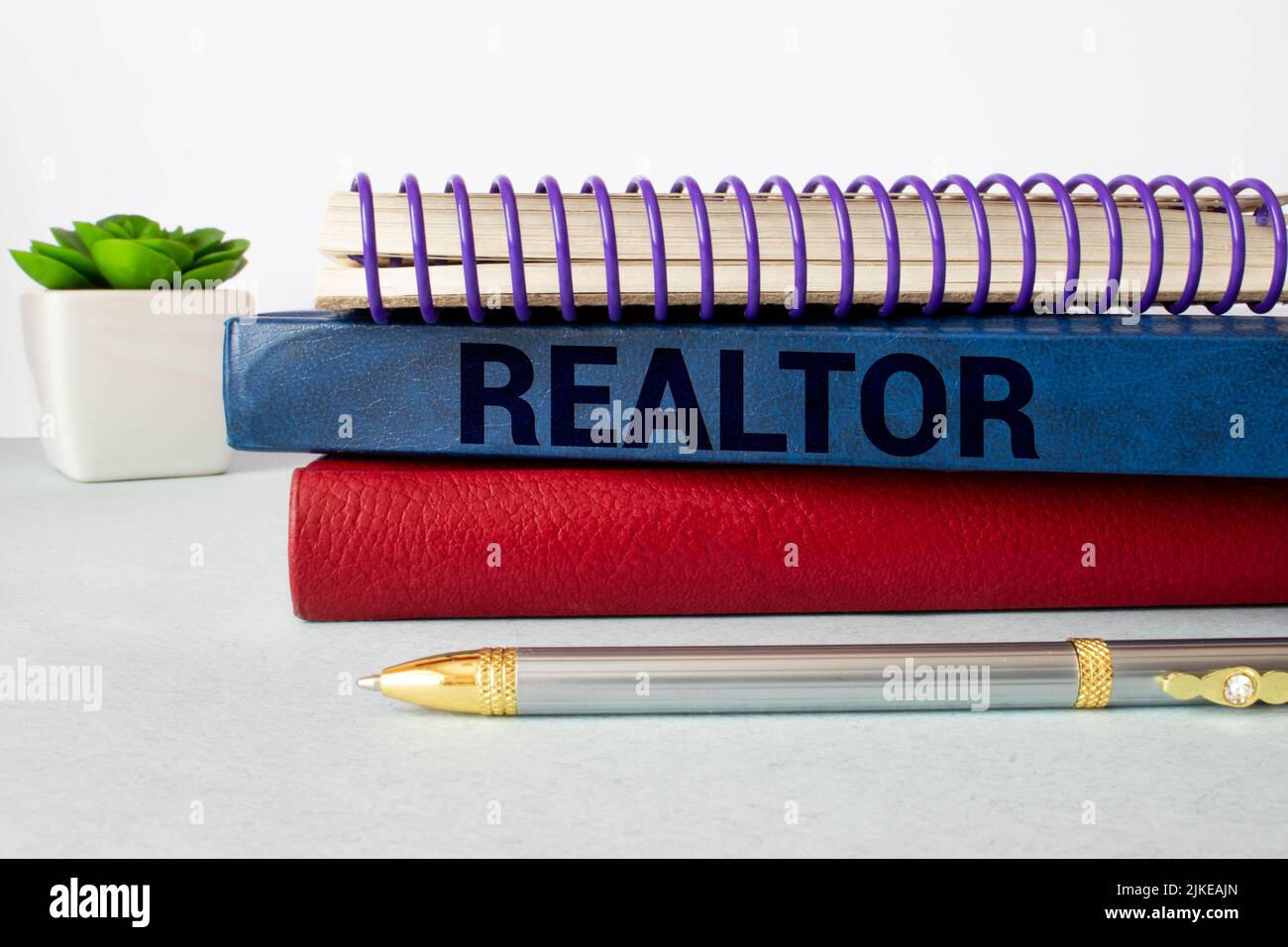 Real estate book cover hi-res stock photography and images - Alamy