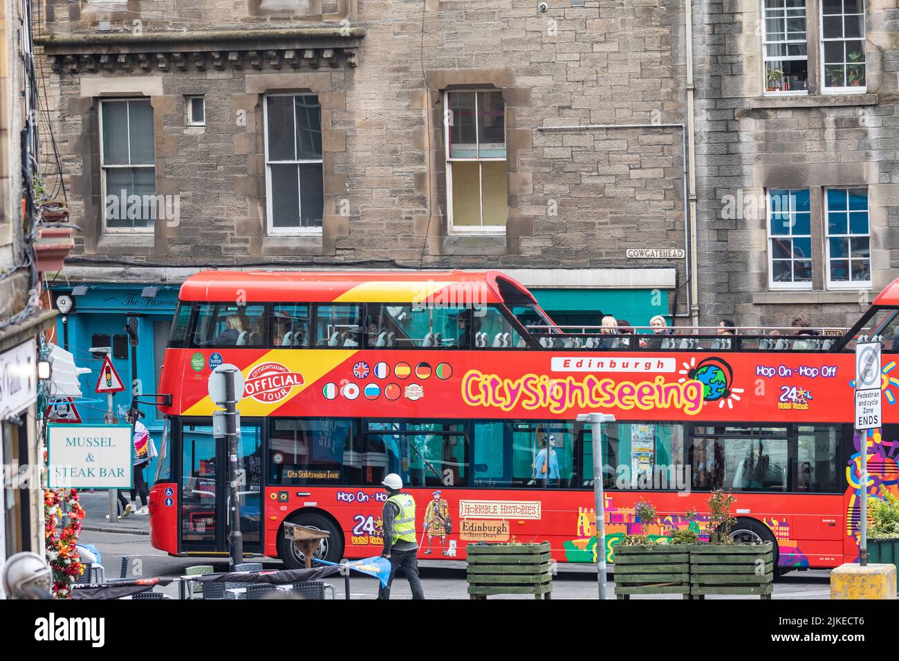 Edinburgh red double decker sightseeing tour bus,Edinburgh,Scotland,Uk ...