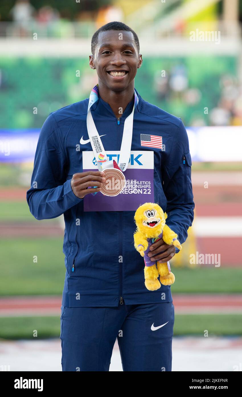 Erriyon Knighton Bronze (USA) medal presentation for the men’s 200m on ...