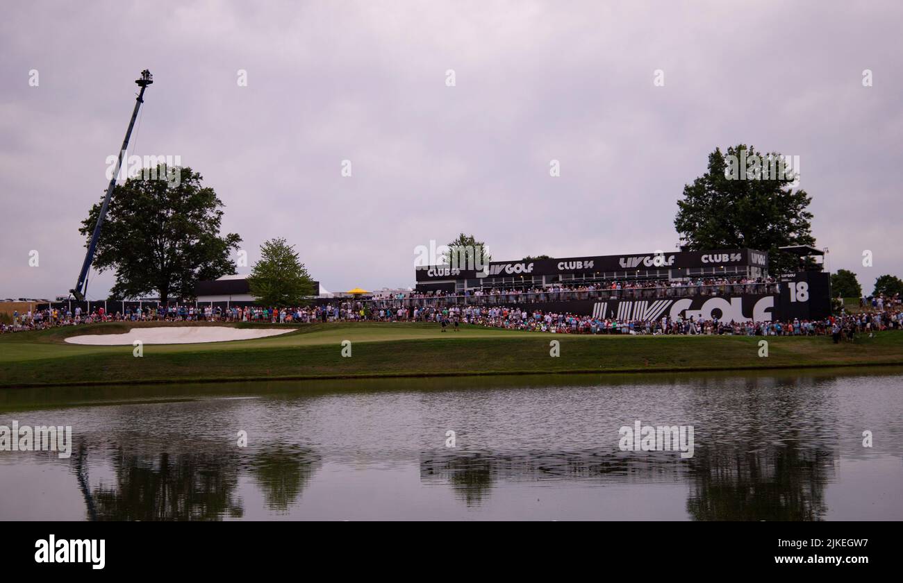 Bedminster, NJ. Crowds at the 18th hole at LIV Golf Bedminster ...