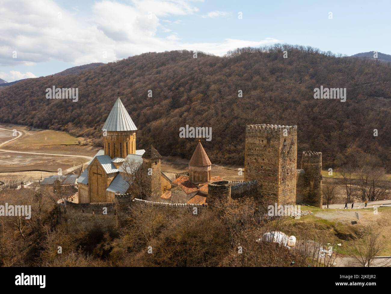 Medieval Ananuri fortress on Aragvi river in Georgia Stock Photo - Alamy