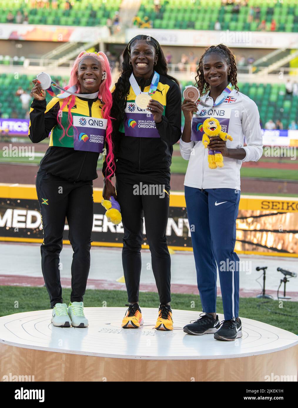 Dina asher smith silver medal hi-res stock photography and images - Alamy