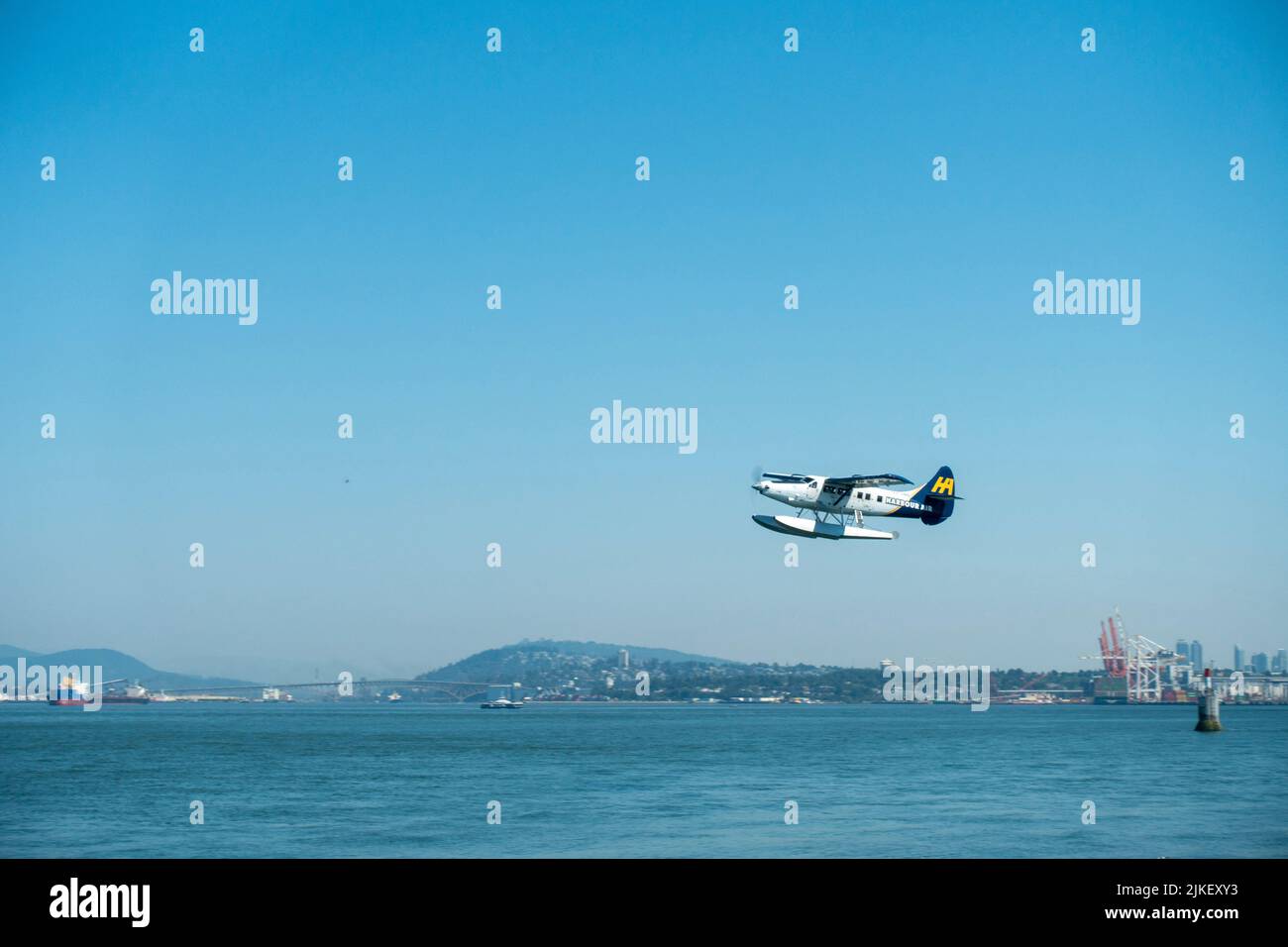 Seaplane take off at Stanley Park Stock Photo - Alamy