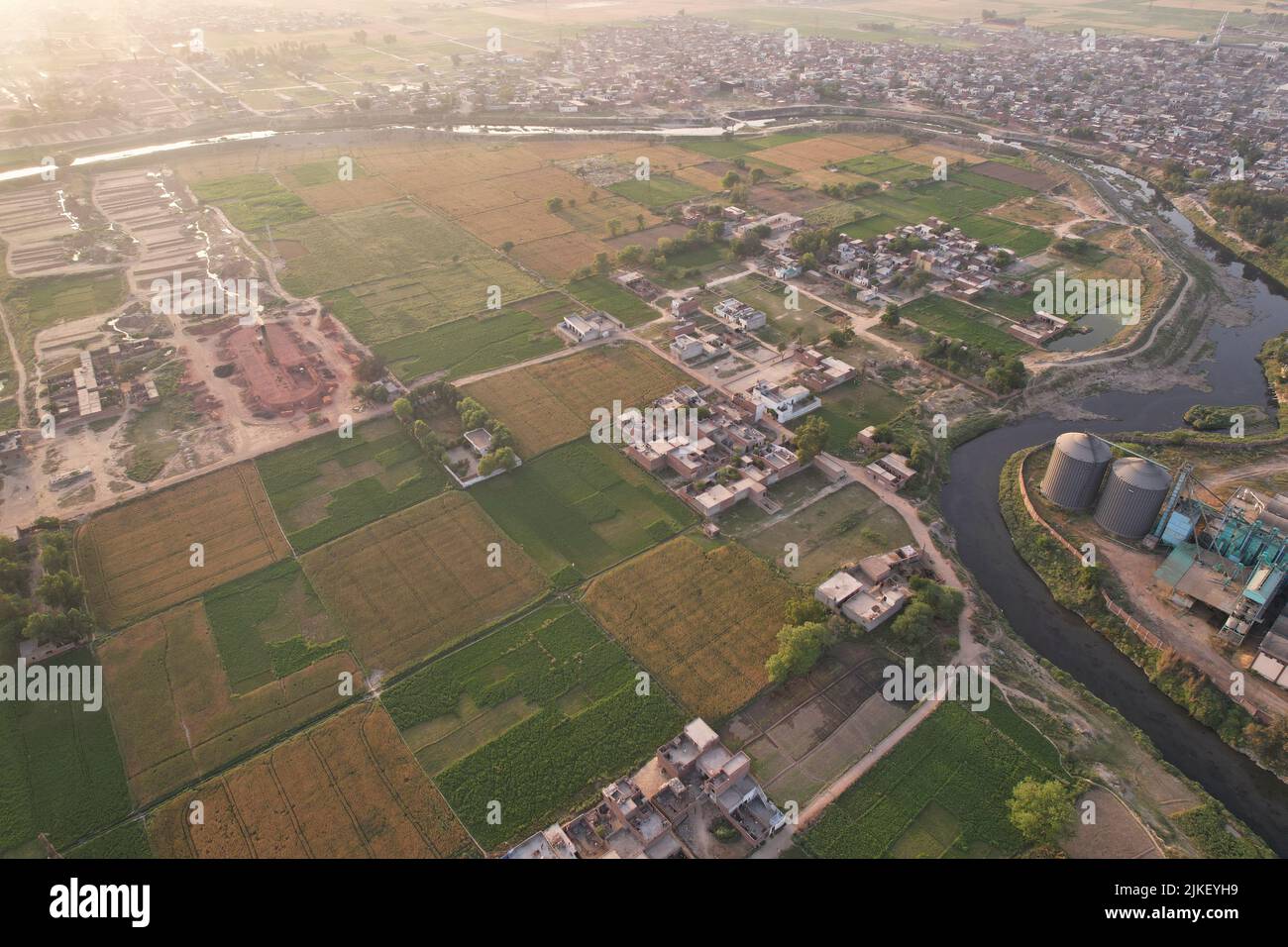 Punjab agriculture aerial pakistan hi-res stock photography and images ...