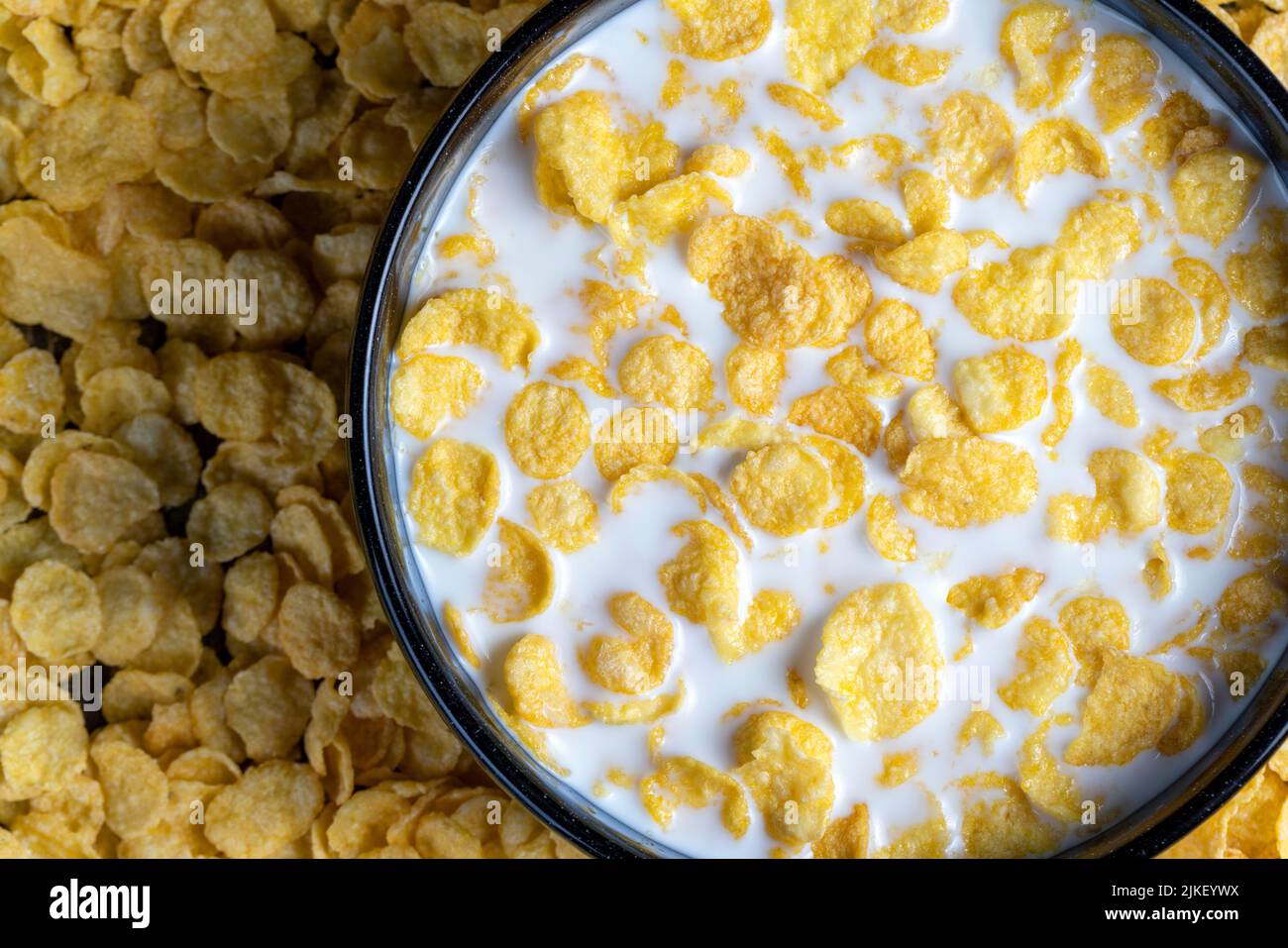 dry breakfast corn flakes of yellow color, preparation of corn dry ...
