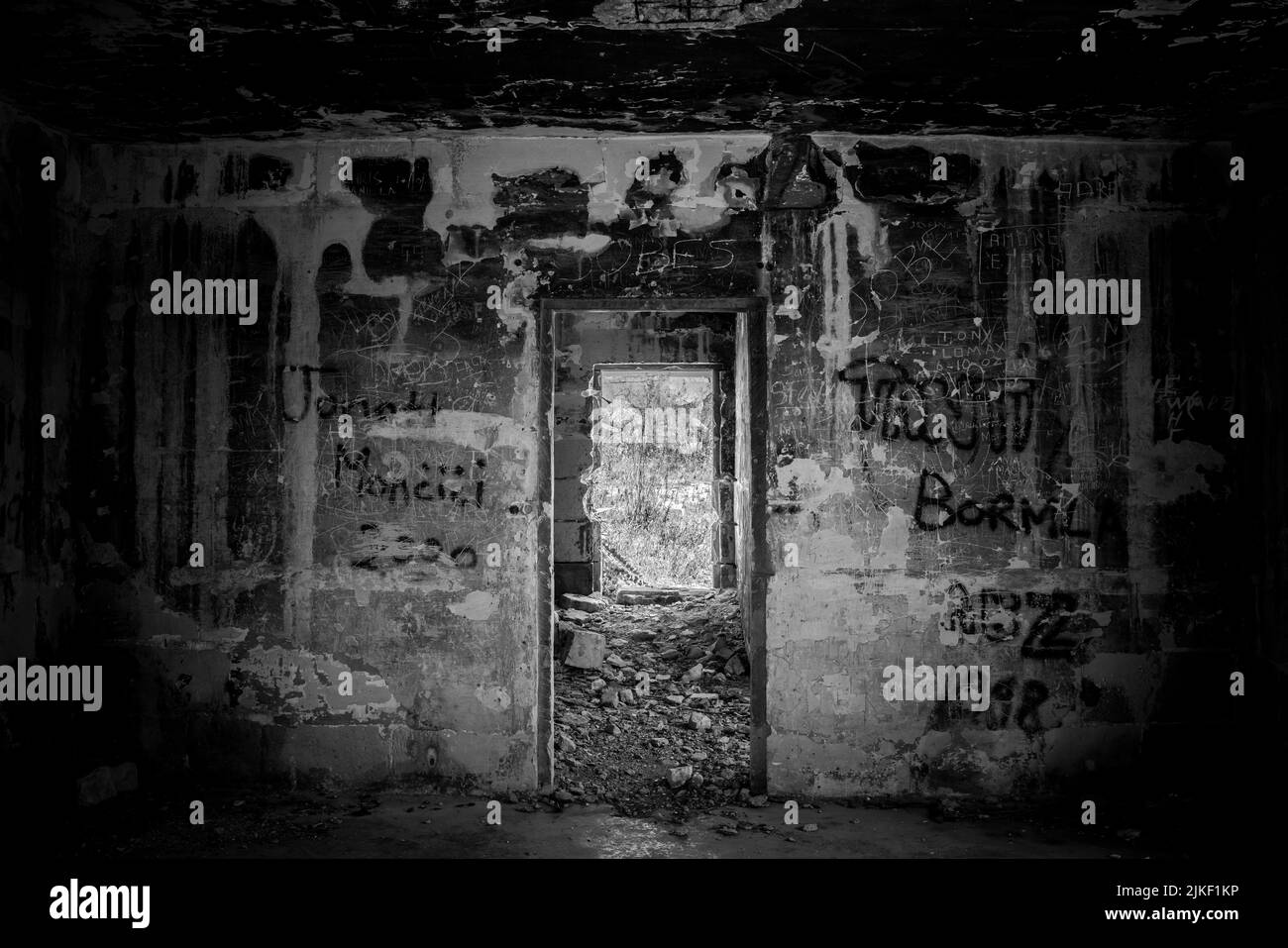 Scratch windows Black and White Stock Photos & Images - Alamy