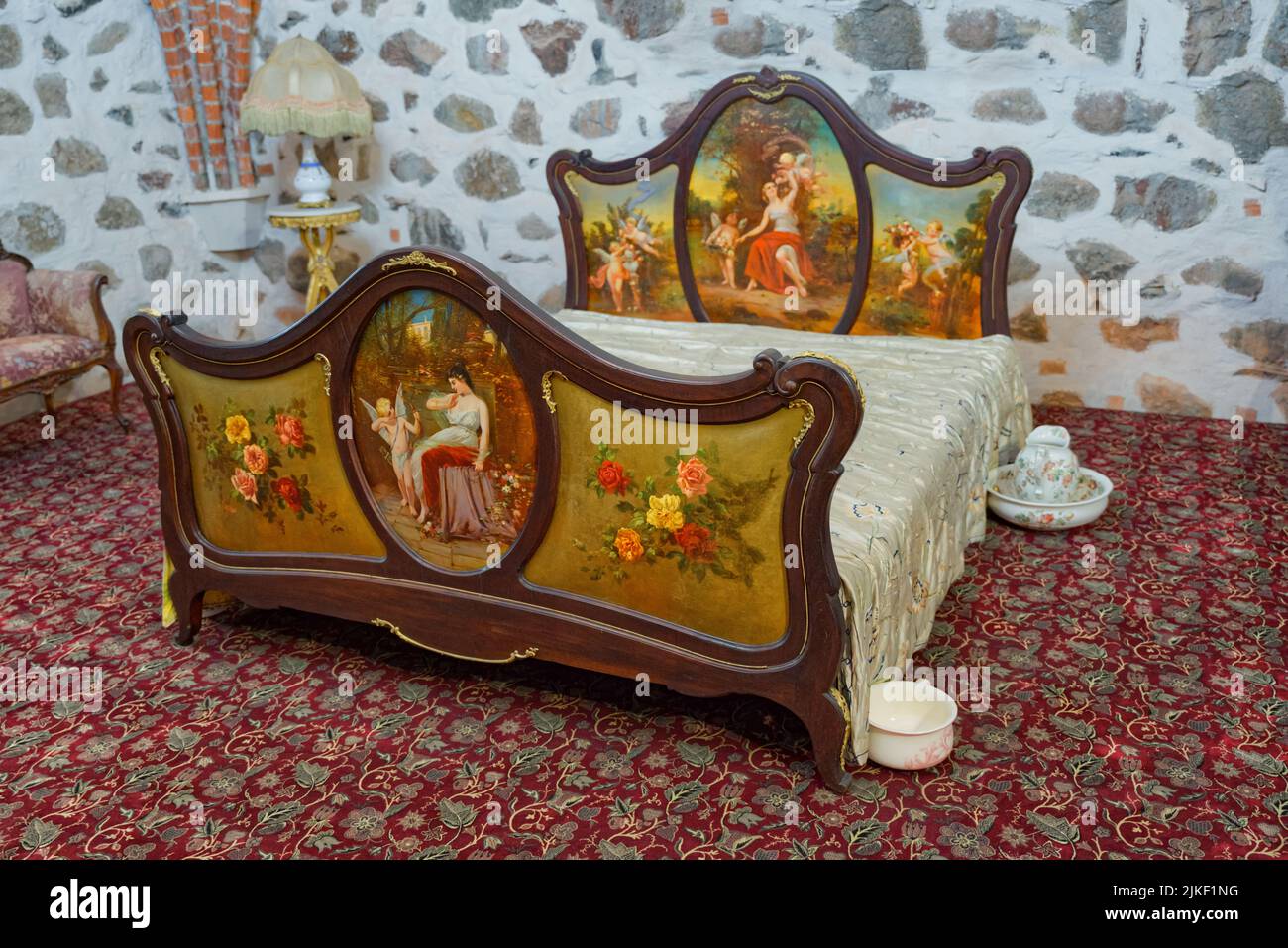 Antique furniture painting interior hi-res stock photography and images ...