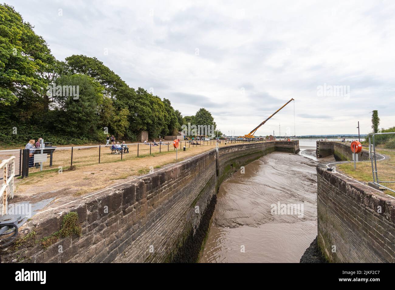 Repairs to Lydney Harbour lock gates. The seaward gates have been ... Repairs to Lydney Harbour lock gates. The seaward gates have been ...