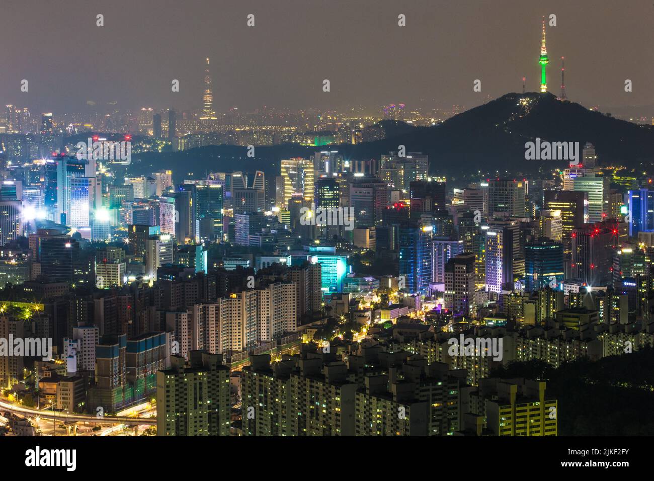 Night view of Downtown Seoul Korea Stock Photo - Alamy