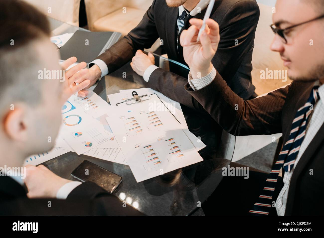 Professional discussing hi-res stock photography and images - Alamy