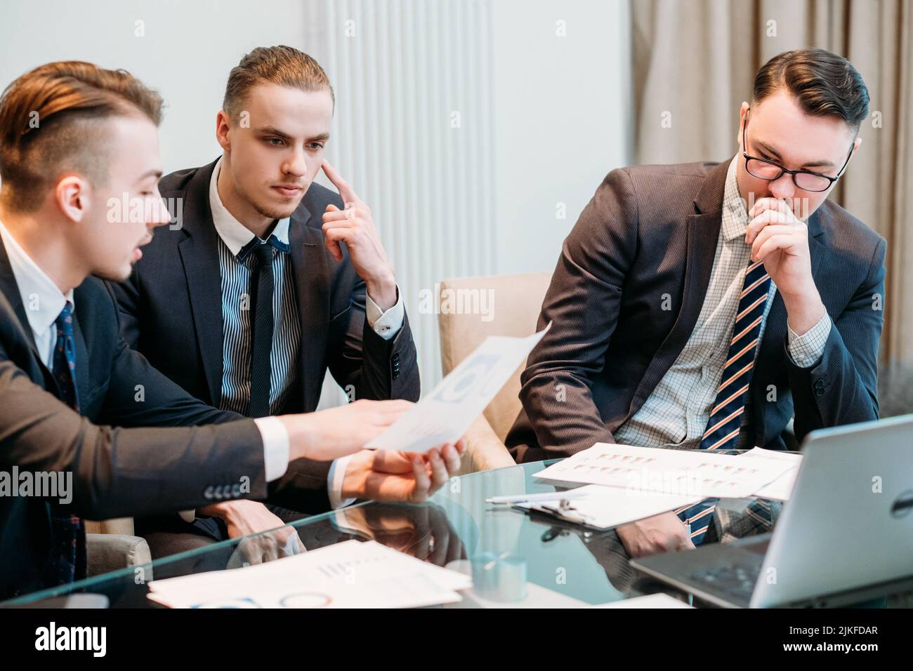 brain work thinking team communicate business men Stock Photo - Alamy