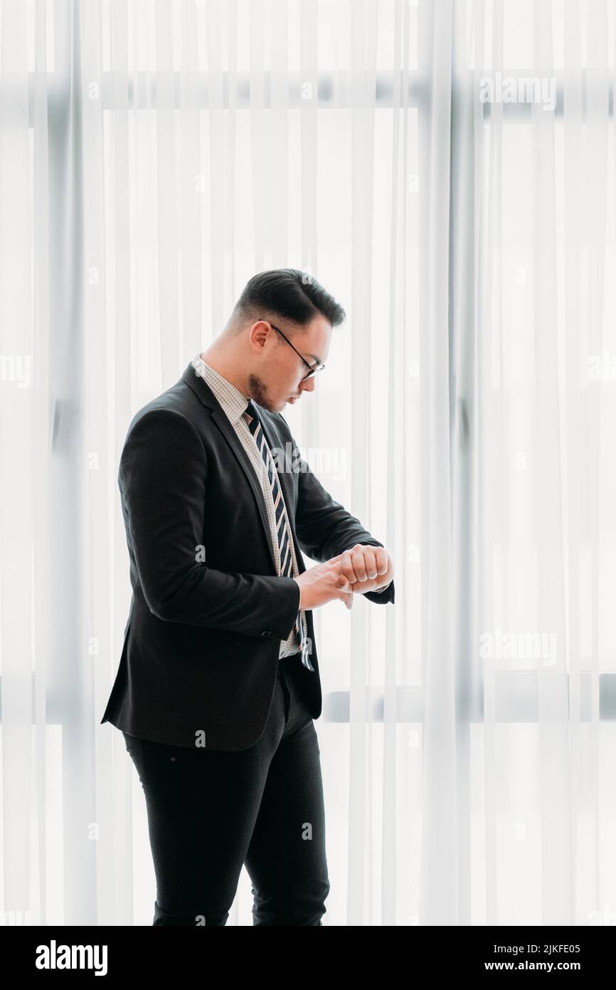 Look management hi-res stock photography and images - Alamy