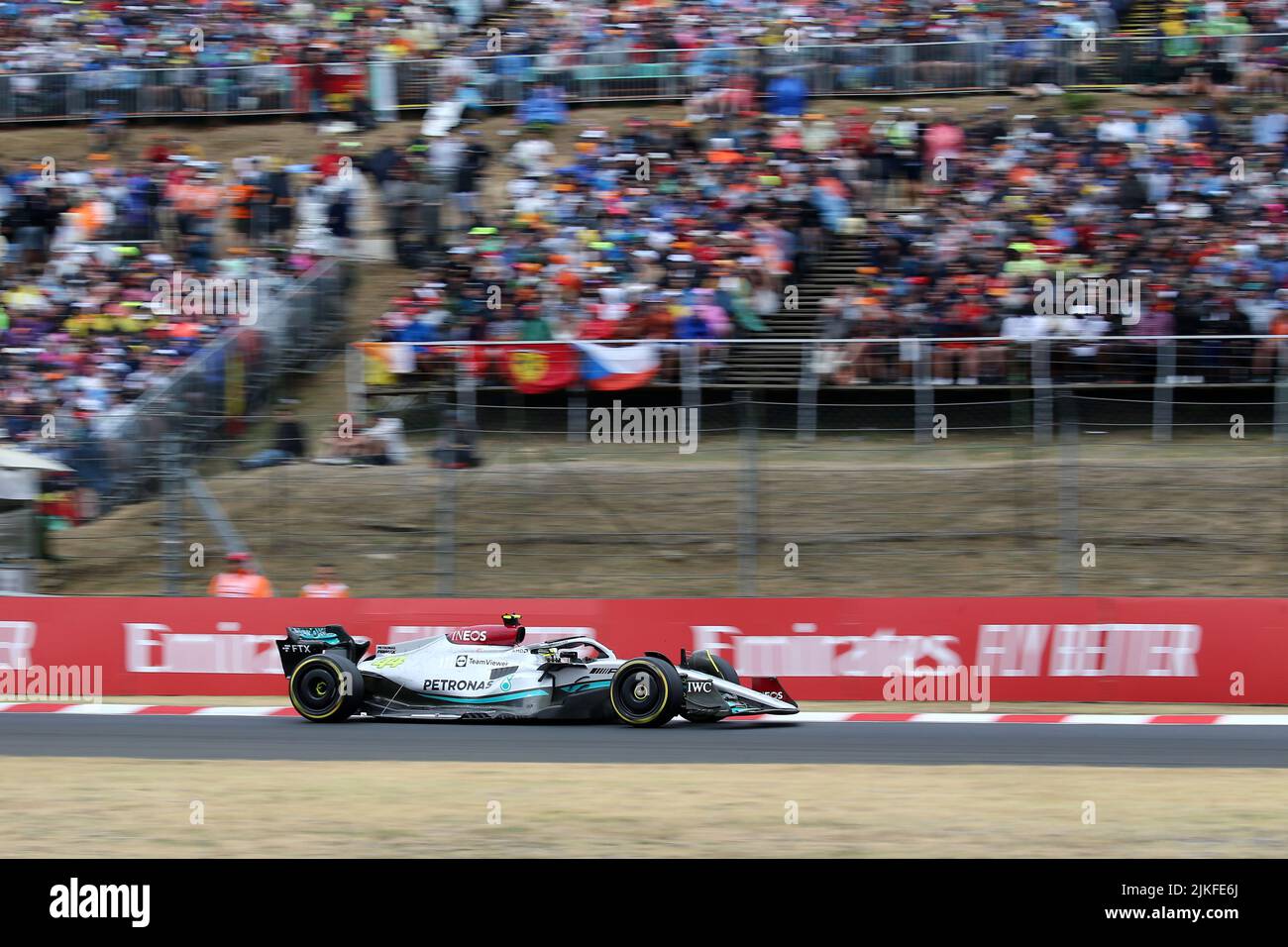 Lewis hamilton mercedes 2022 hi-res stock photography and images - Alamy