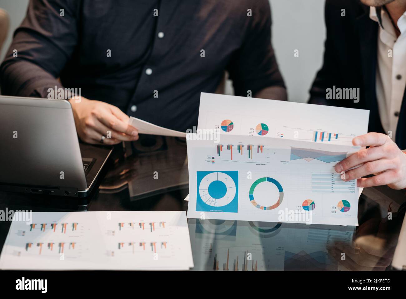 Person computer paperwork data hi-res stock photography and images - Alamy