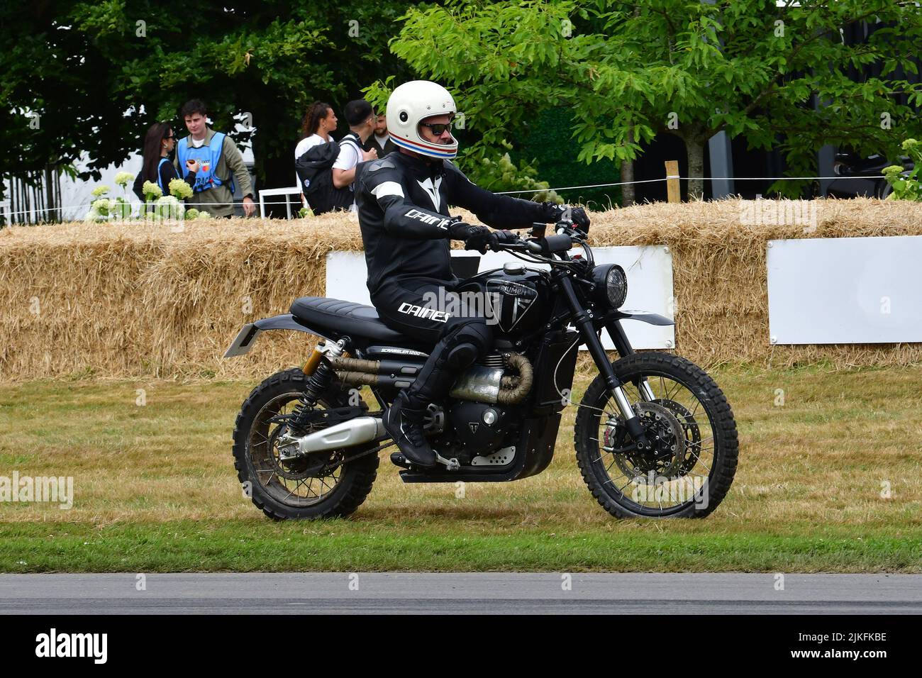Taking to the grass, Triumph Scrambler 1200 Bond Limited edition, Road ...