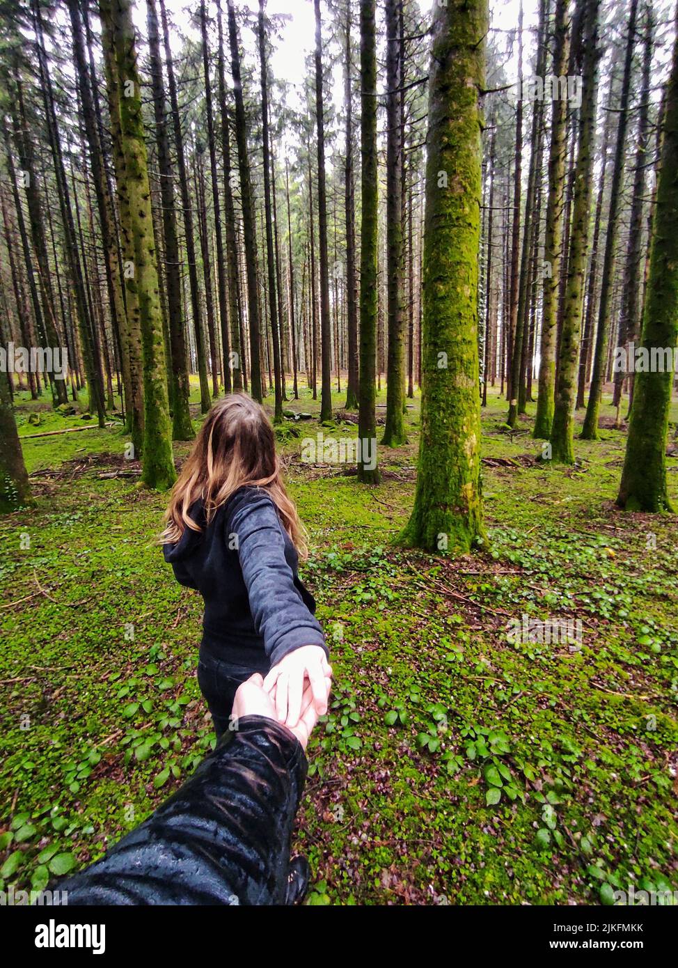 The Follow me concept - Woman wanting her boyfriend to follow her in ...