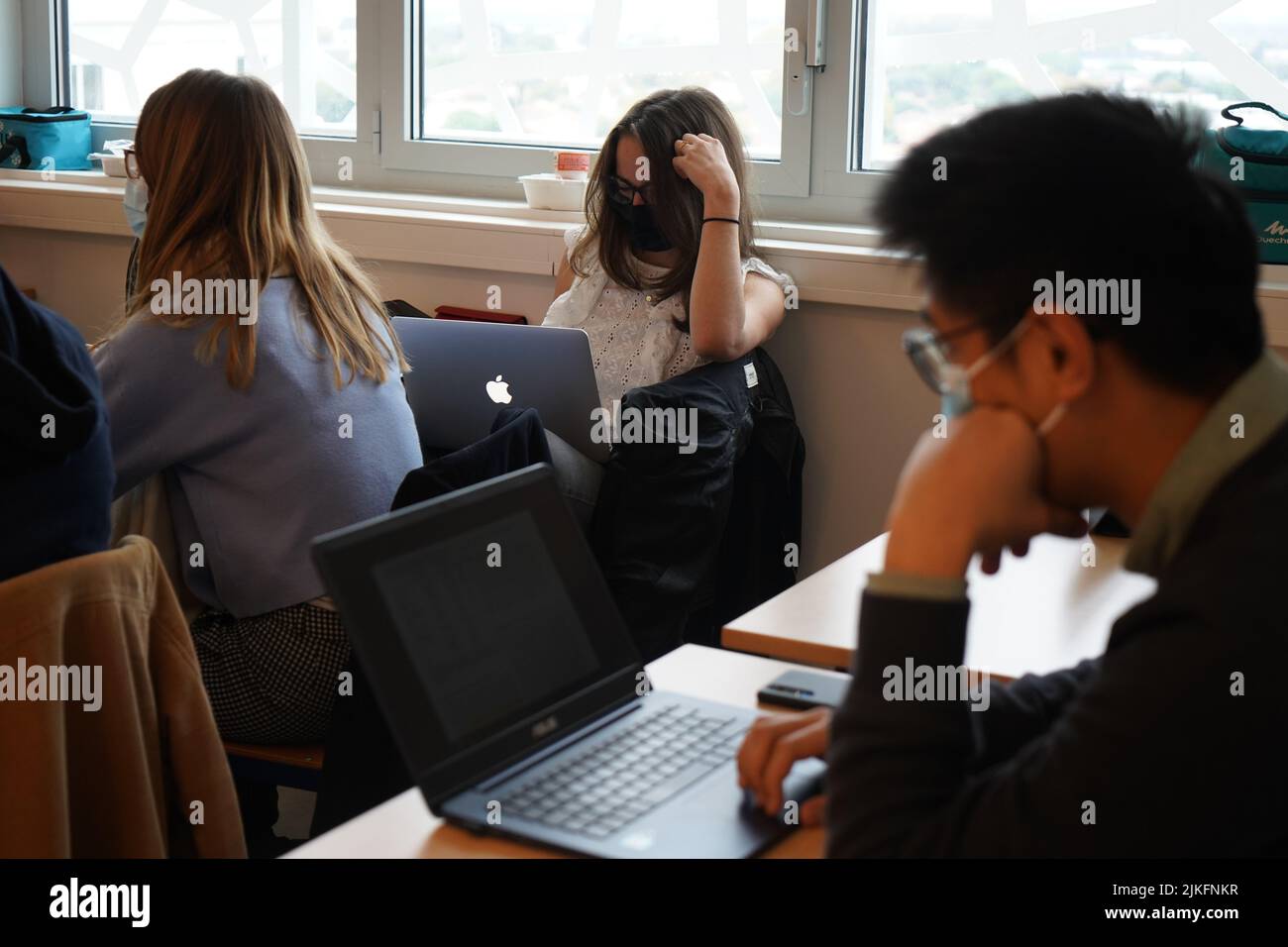 Course of medicine hi-res stock photography and images - Alamy