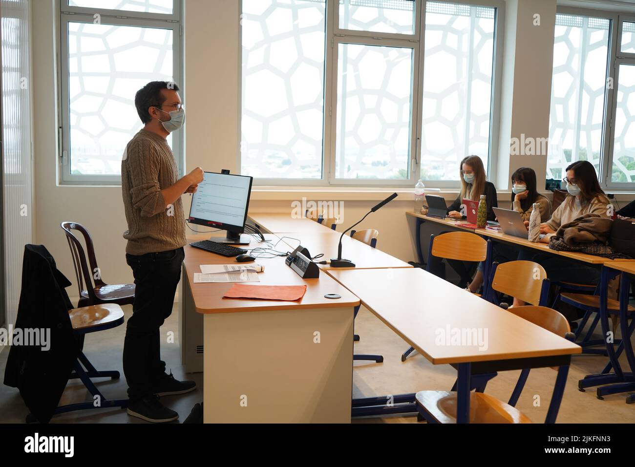 Course of medicine hi-res stock photography and images - Alamy