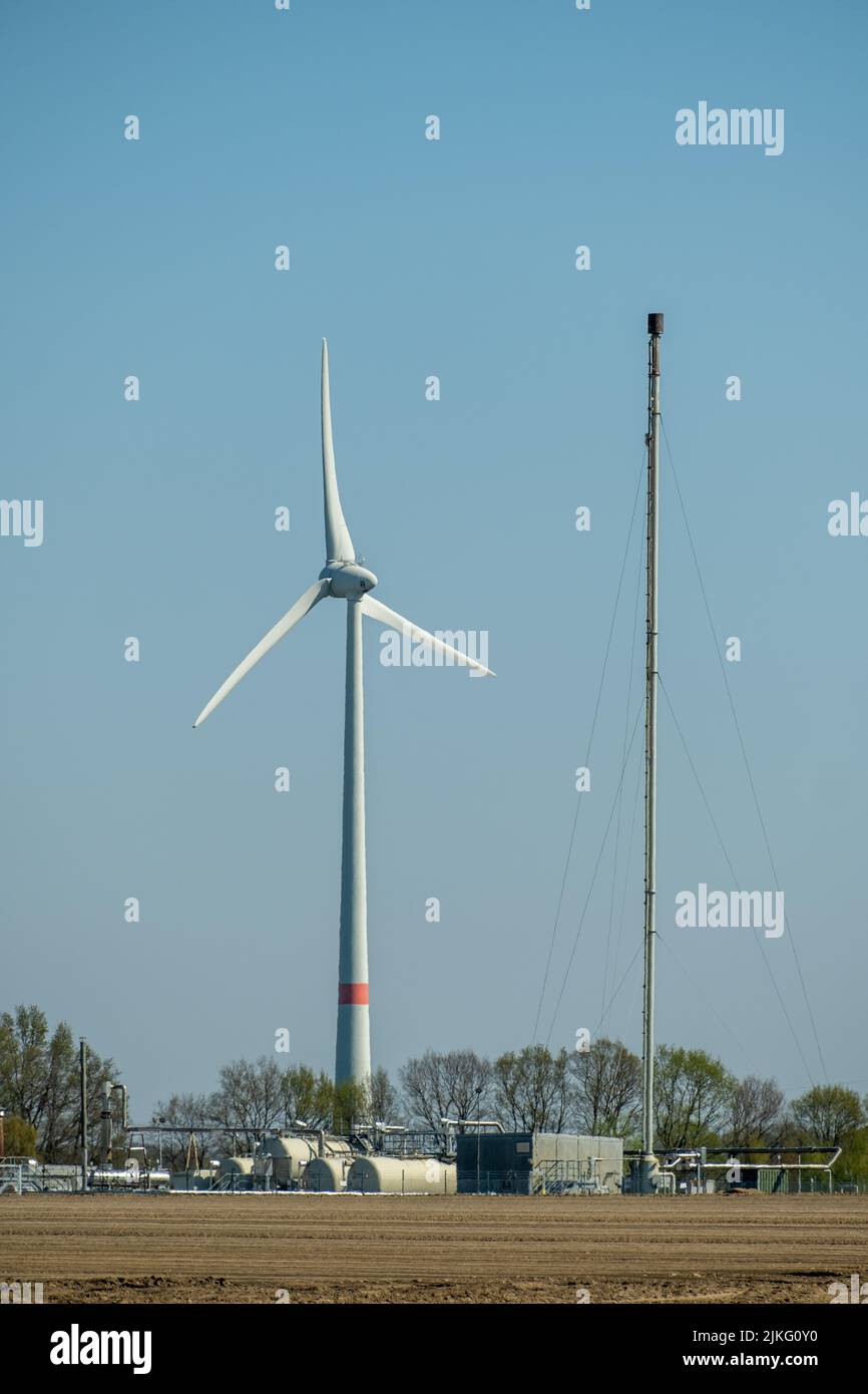 23.04.2022, Germany, Lower Saxony, Staffhorst - Production facility Gas ...