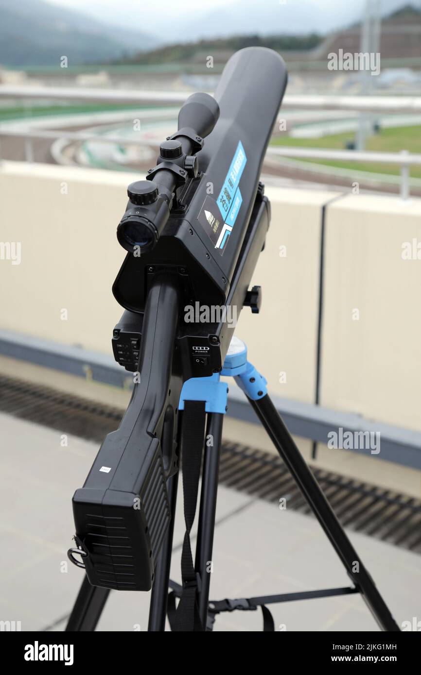 Anti drone gun hi-res stock photography and images - Alamy