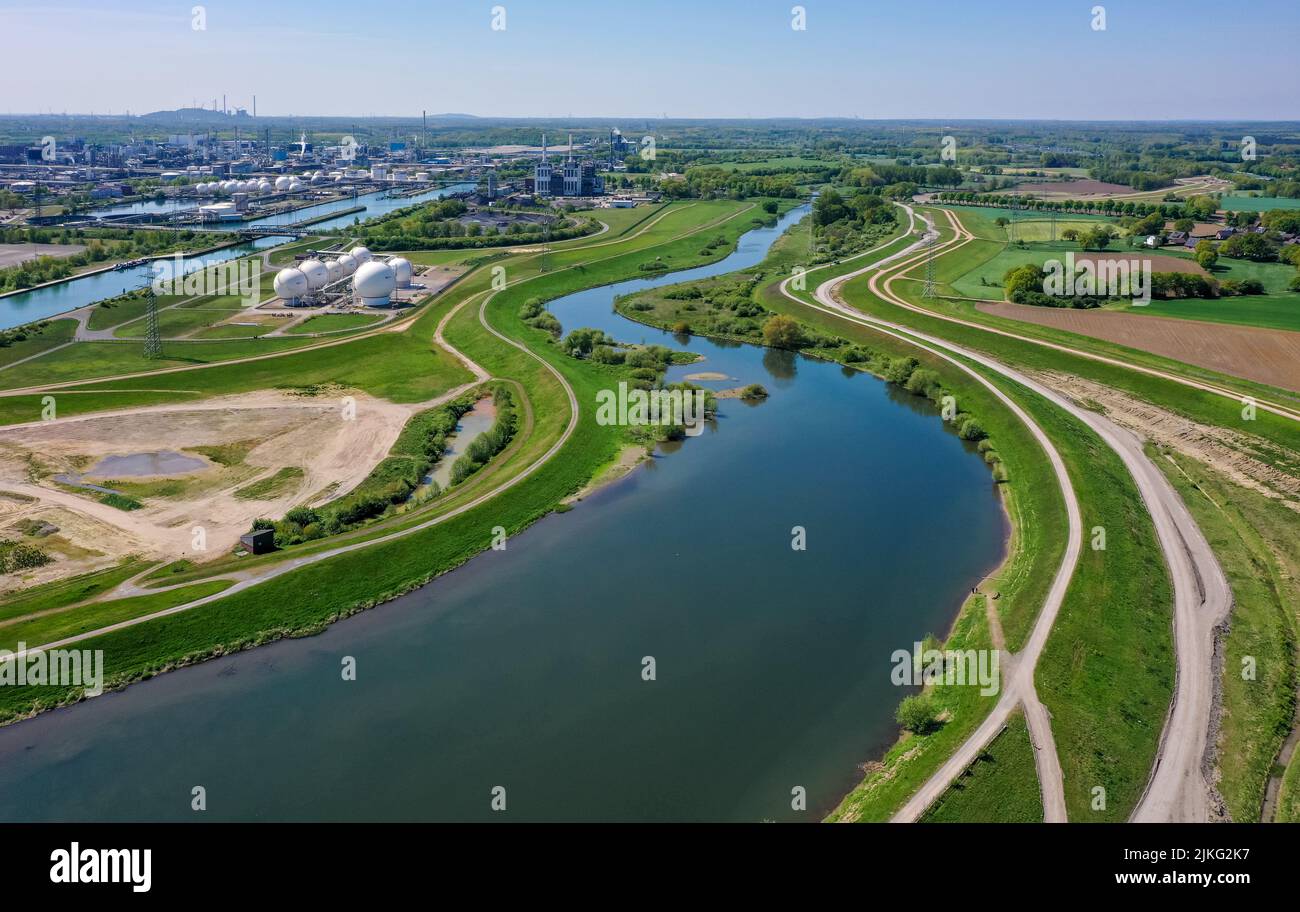 03.05.2022, Germany, North Rhine-Westphalia, Marl - Lippe, flood ...