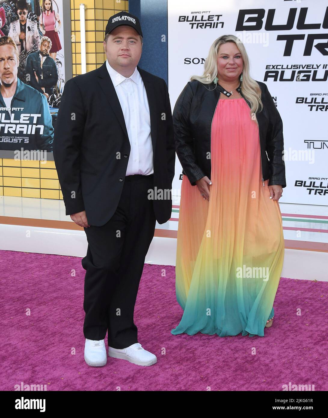 Los Angeles, USA. 01st Aug, 2022. (L-R) Paul Walter Hauser and Amy ...