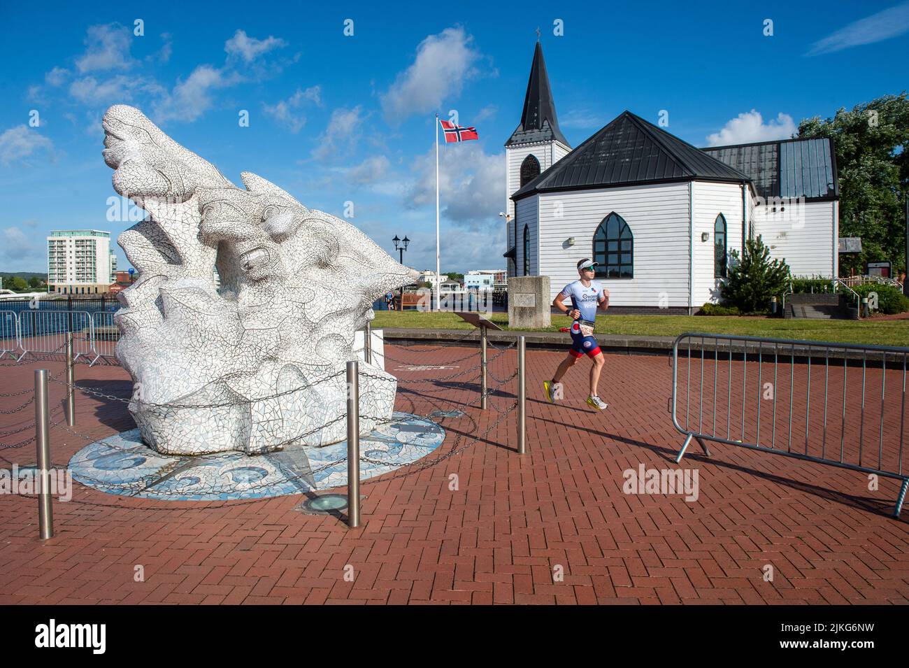 Cardiff triathlon hi-res stock photography and images - Alamy