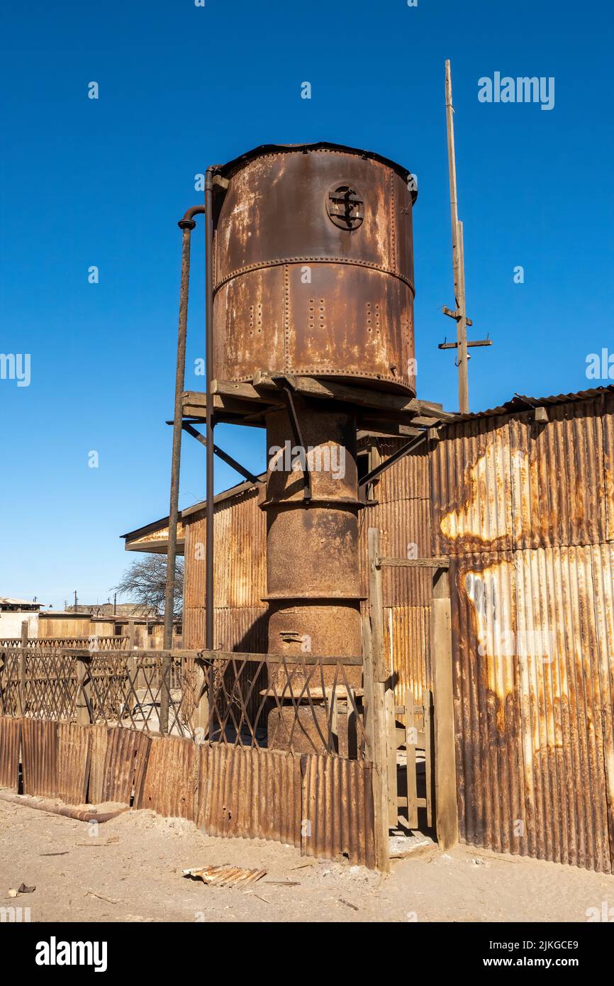 America desert water tank hi-res stock photography and images - Alamy