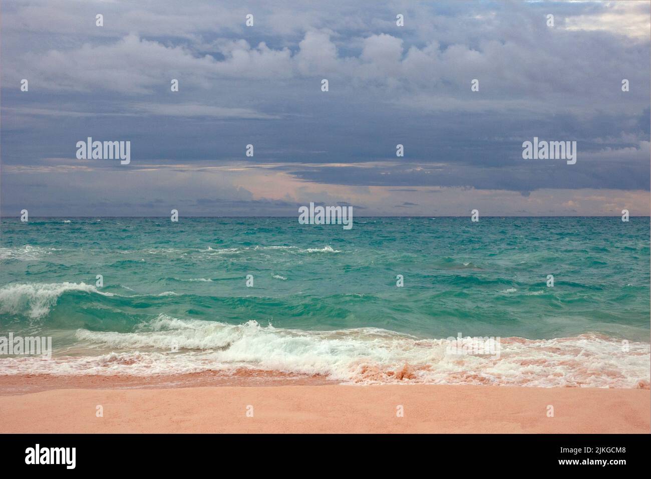 Bermuda Horseshoe Bay Pink Sand Beach Stock Photo - Alamy