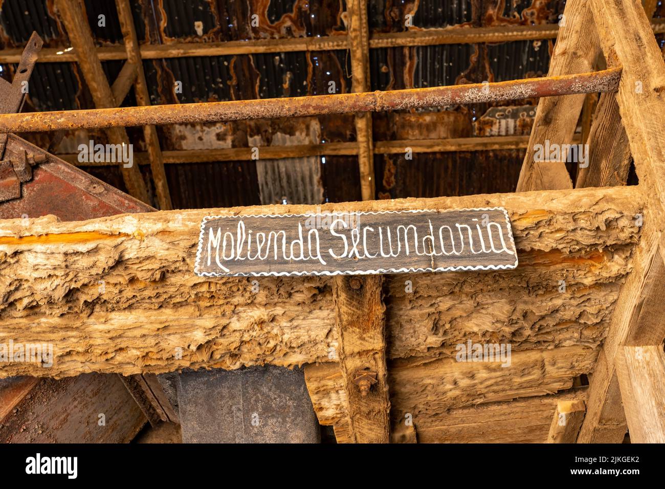 Sign for the secondary crushing building at the Salitrera Santa Laura ...