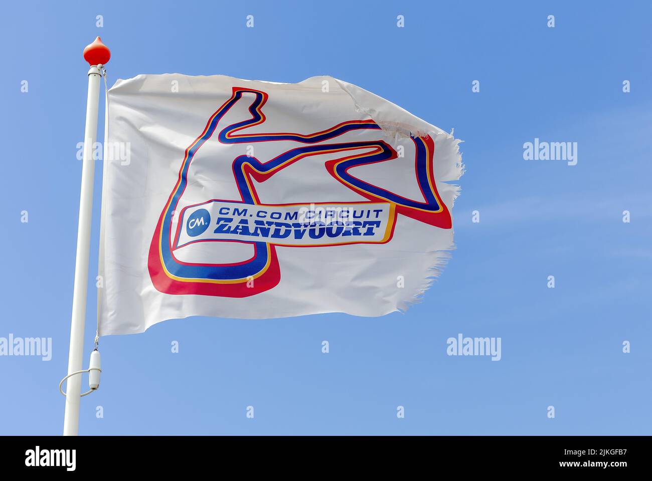 2022-08-02 14:05:13 ZANDVOORT - Flag with logo on the Zandvoort circuit ...