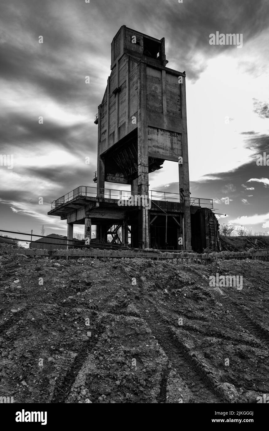 Heavy works Black and White Stock Photos & Images - Alamy