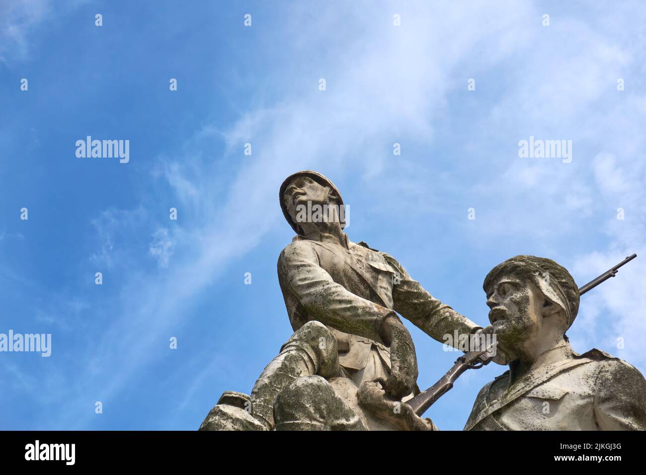 War memorial statue in Hull, UK Stock Photo - Alamy