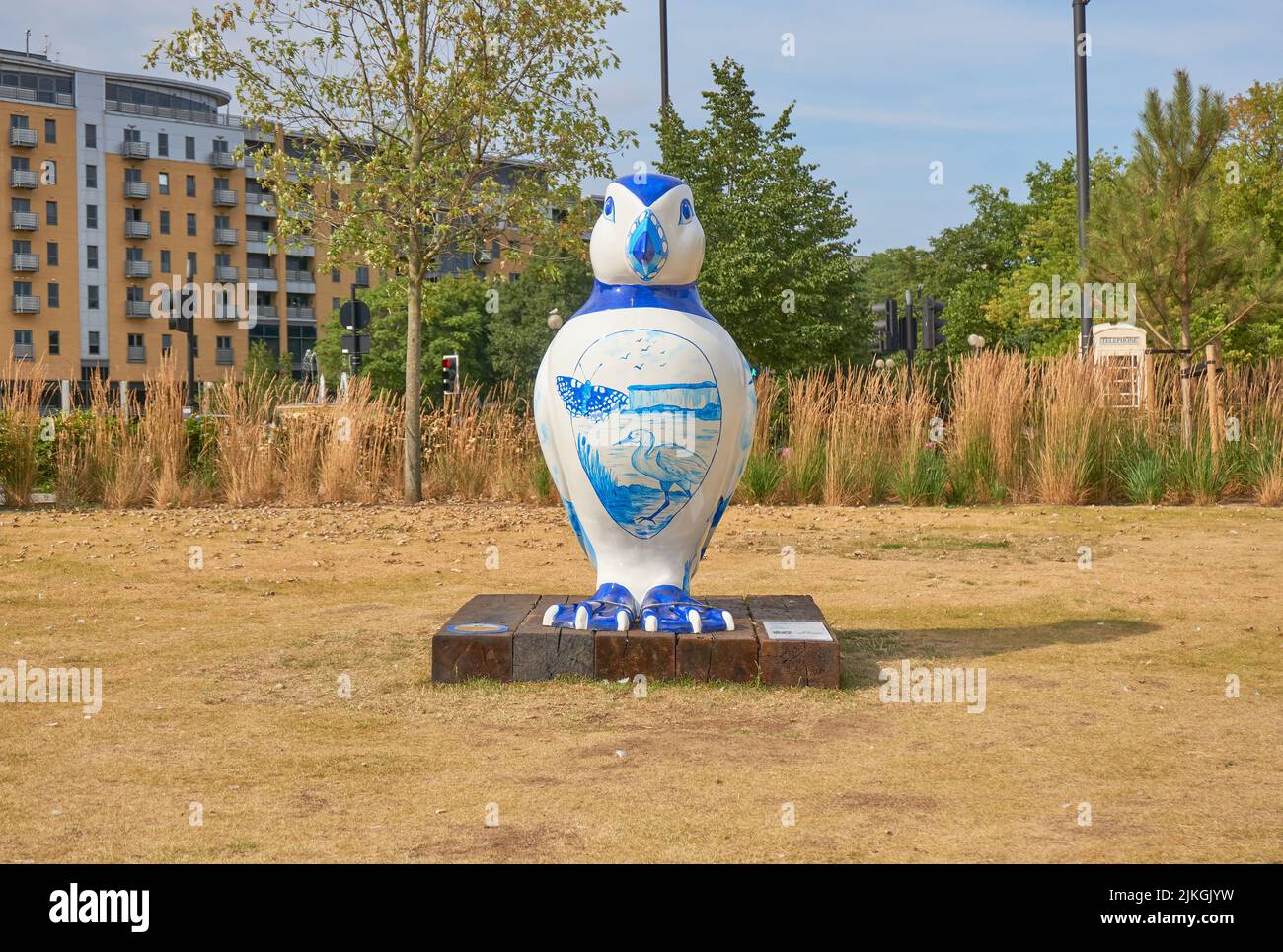 Large puffing street statue in Hull, UK Stock Photo - Alamy