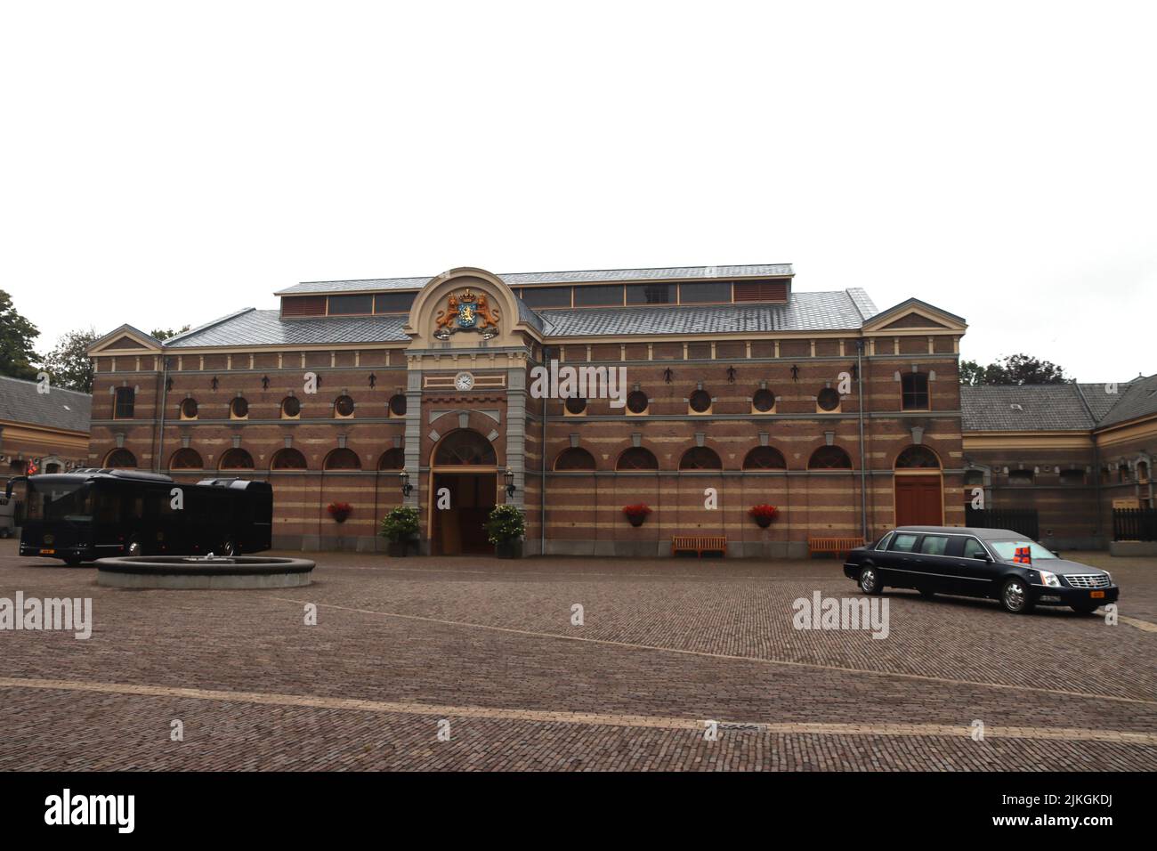 Palace stables hi-res stock photography and images - Alamy
